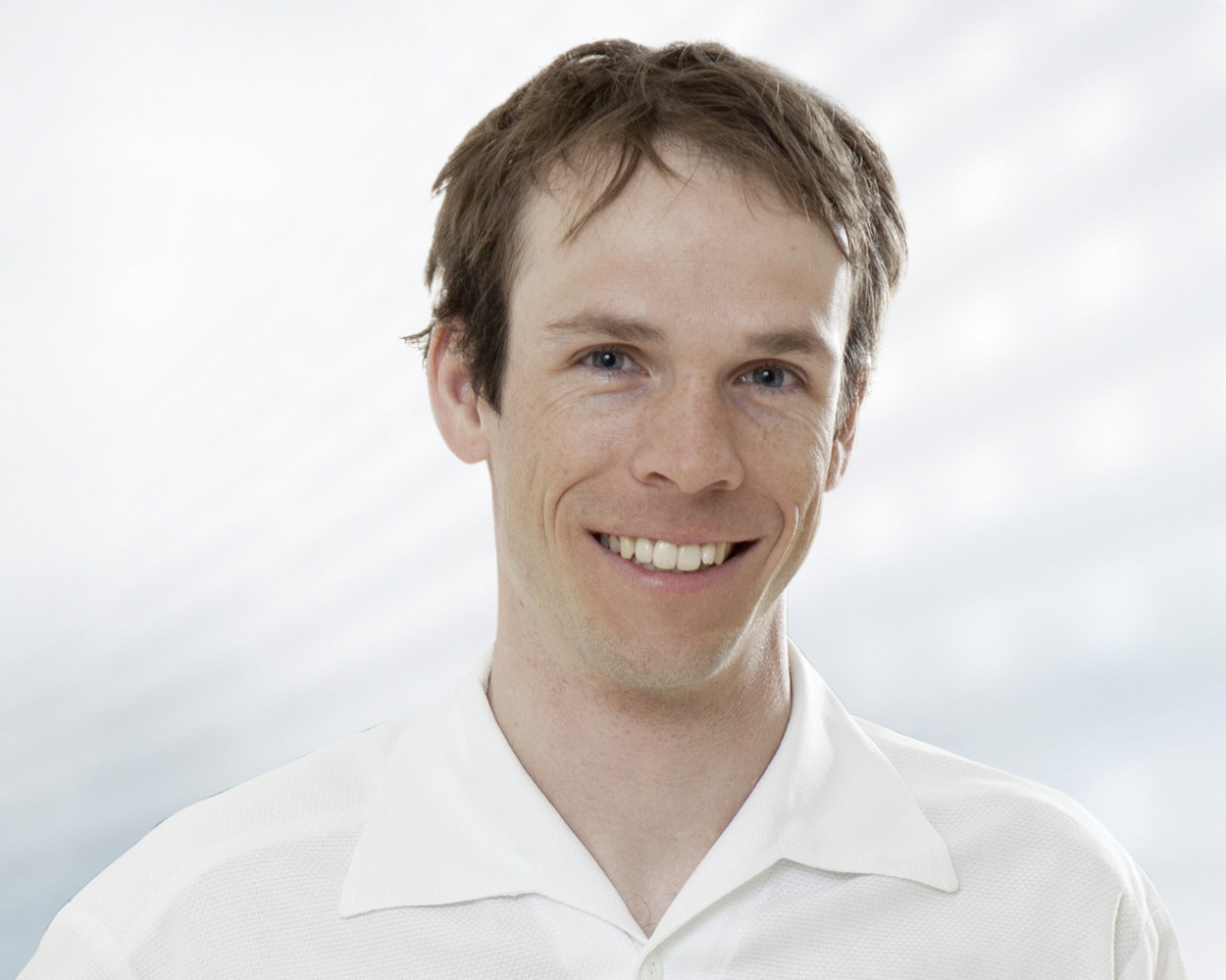 Knieschmerzen beim Wandern – wenn das Bergabgehen zur Qual wird